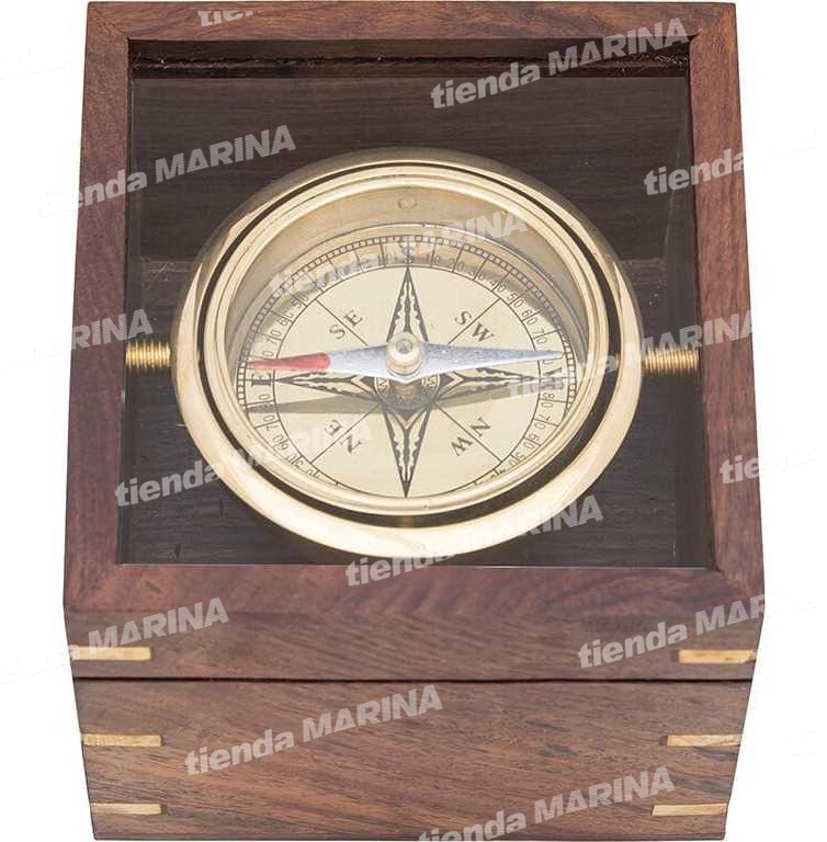 Brujula compas en caja de madera